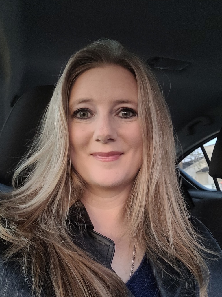 Teri Garrett's Instagram, Twitter & Facebook on IDCrawl